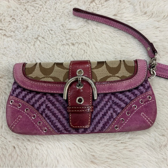 Coach | Bags | Coach Pink And Purple Wristlet With Signature Pattern ...